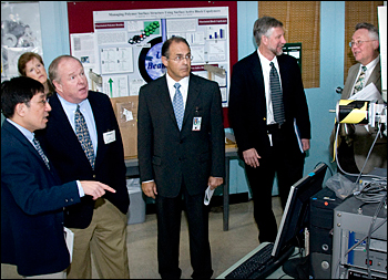 NYSTAR's Edward Reinfurt Visits BNL Research Facilities | BNL Newsroom