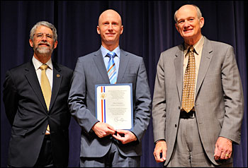 Two Brookhaven Lab Scientists Receive Presidential Early Career Awards ...