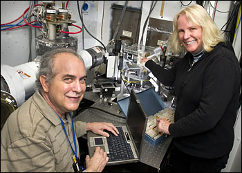 DOE Renews Grants to NSLS Users | BNL Newsroom